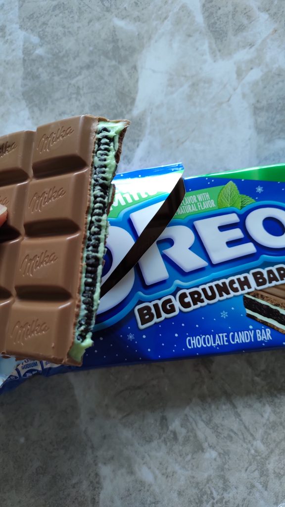 Oreo Big Crunch Chocolate Candy Bar now available at FairPrice and ...