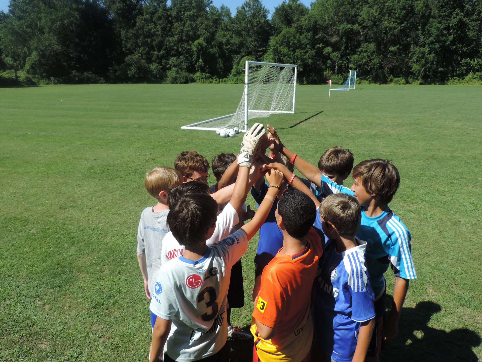 The importance of good sportsmanship and how to teach it to your kids ...