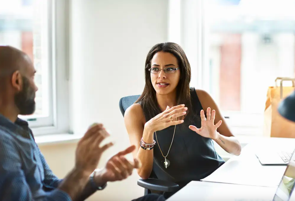 Wise steps to take when miscommunication occurs in the workplace ...