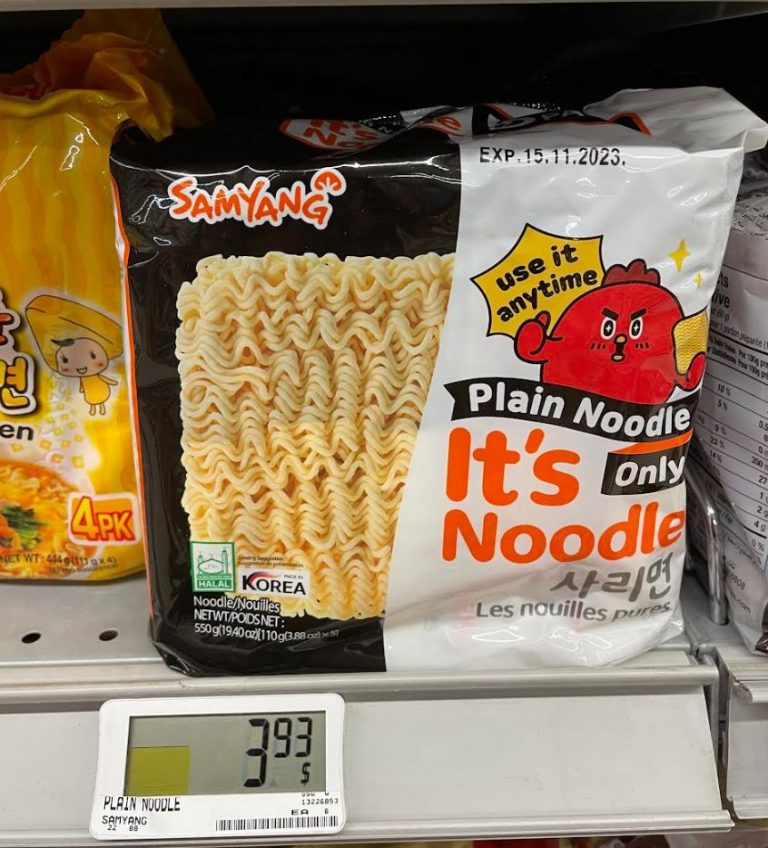 FairPrice selling Samyang plain ramyun noodles at $3.93/pack so you can ...